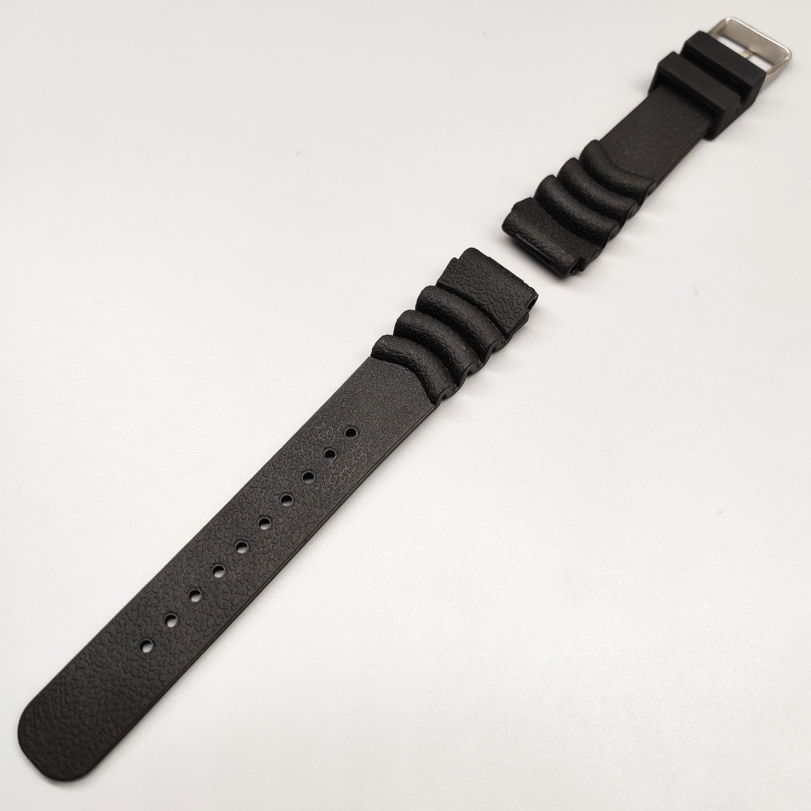 ADDIESDIVE Silicone Watch Strap For Men Diver Watches Black 20mm 22mm ...